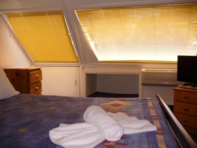 True Blue Houseboat - Kia Marina