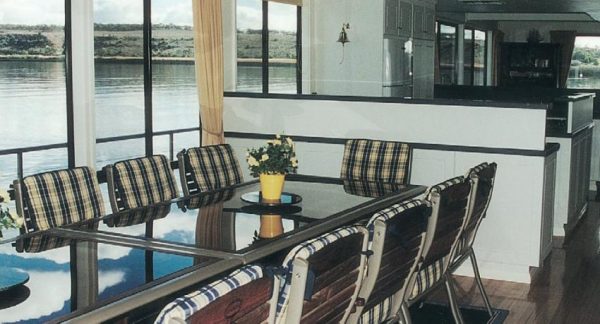 True Blue Houseboat - Kia Marina