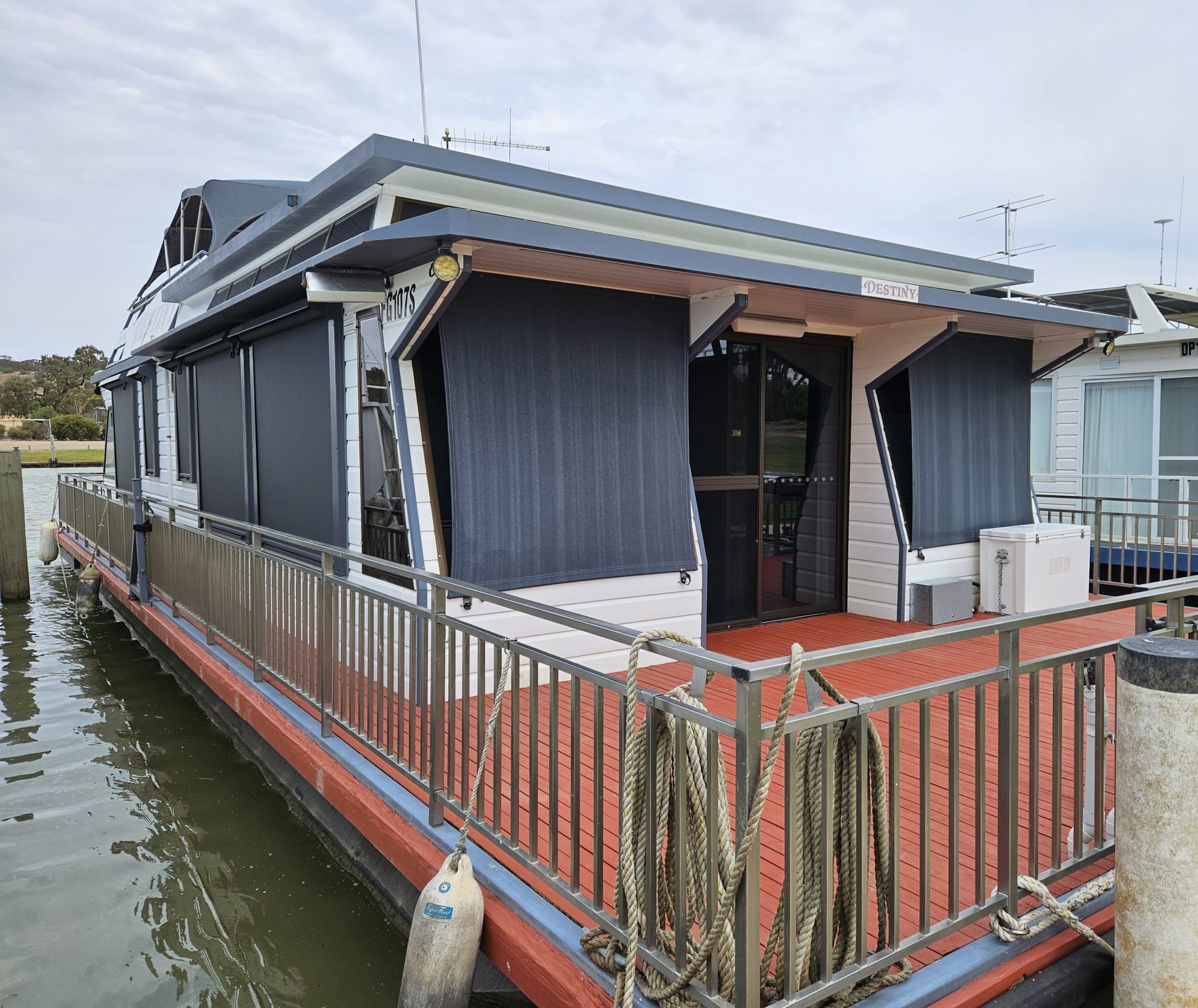 Destiny ($335,000 + 8mtr Mooring $50,000) - kia Marina