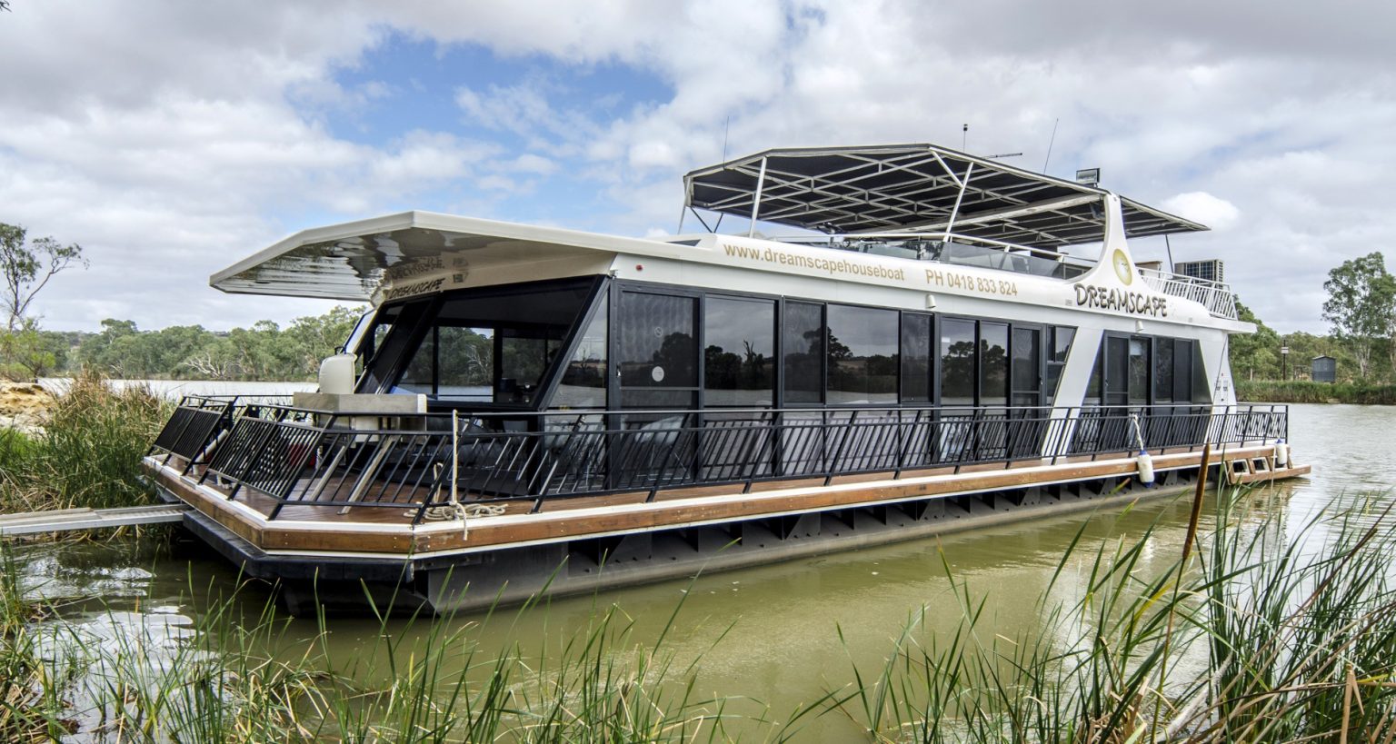 Dreamscape - Kia Marina